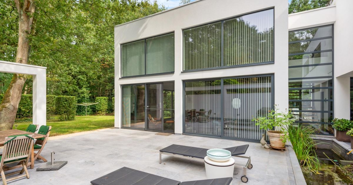 Prachtige breed-gevel villa in uw eigen park! | Jamar